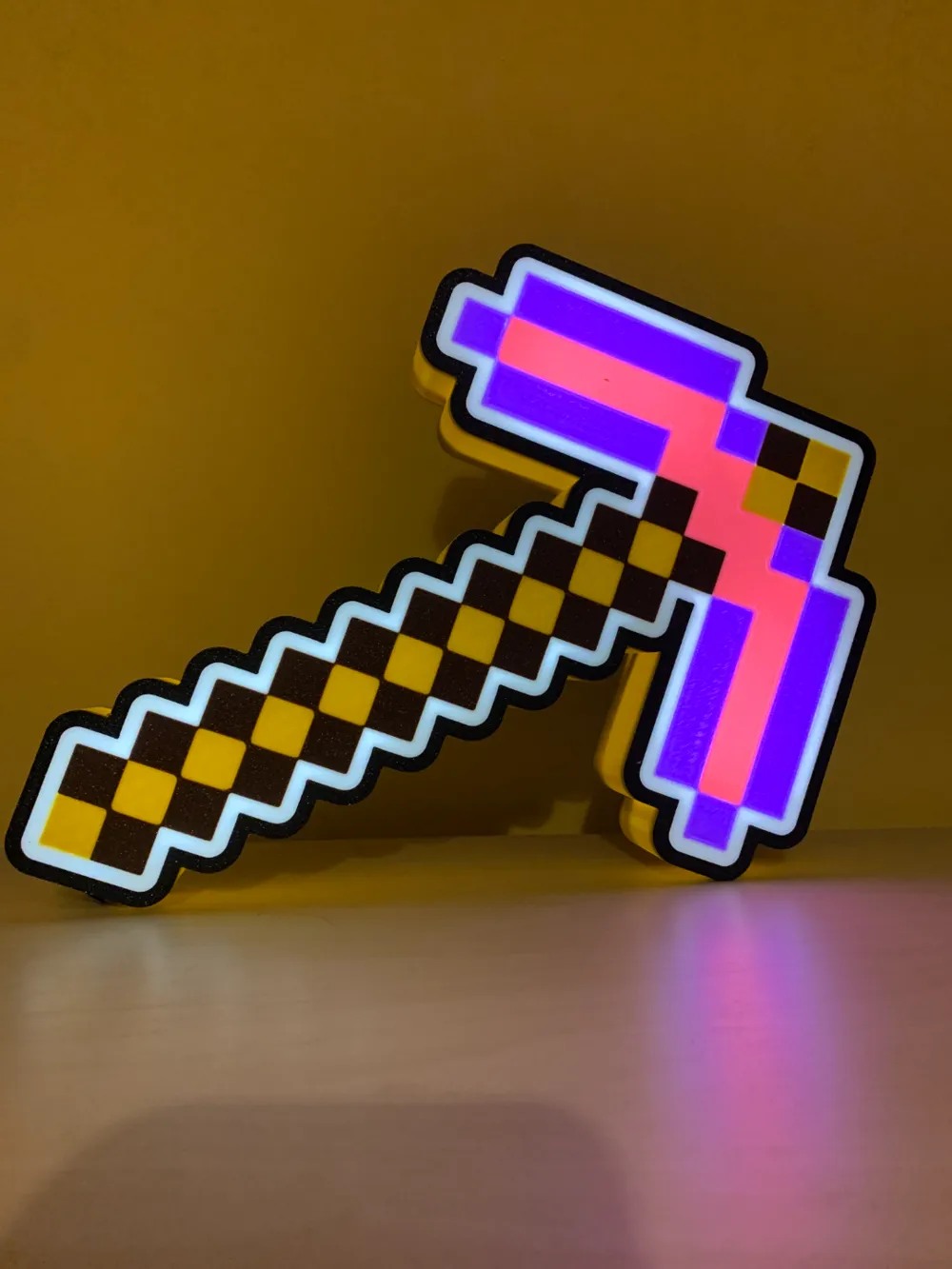 mincraft pickaxe lightbox by Weprint3duk - MakerWorld