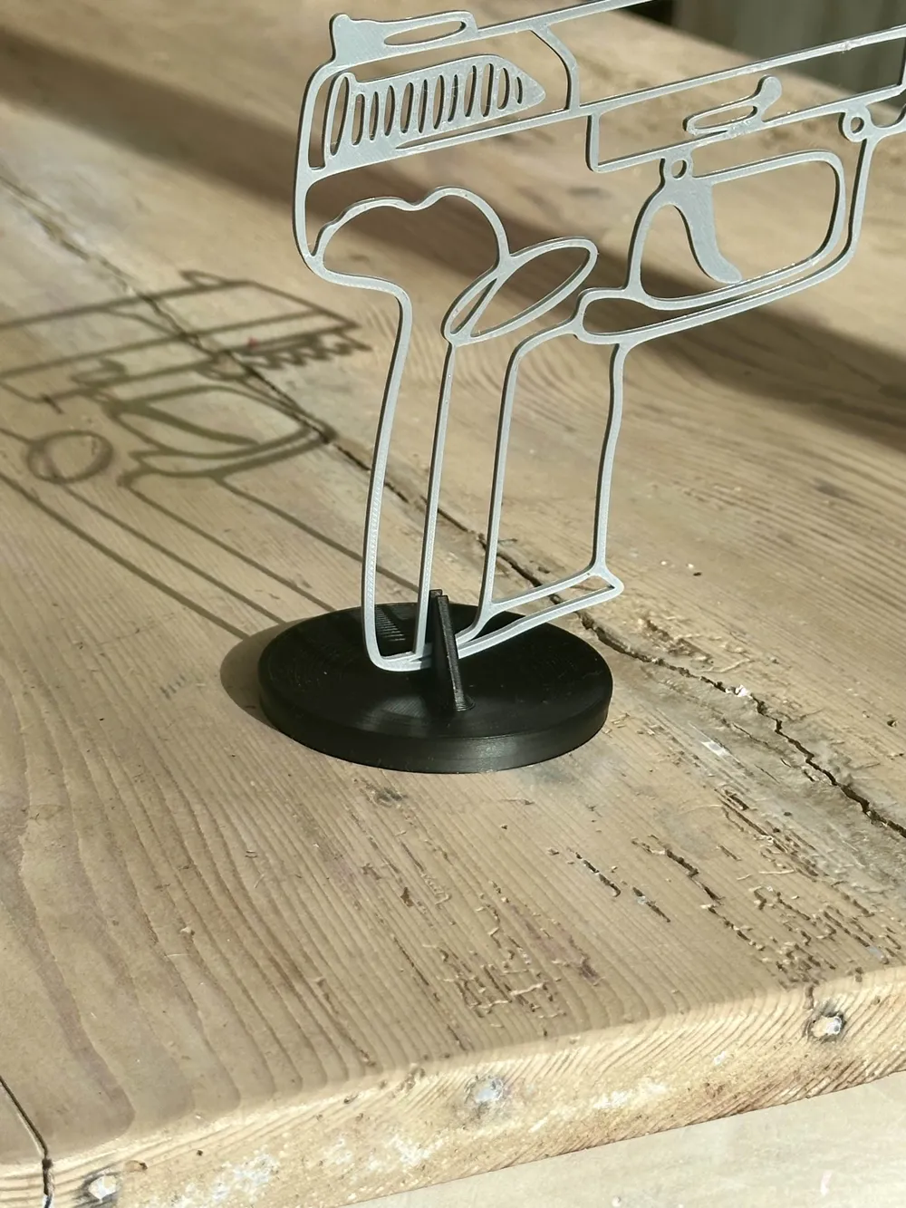 Vertical stand for 2D/3D models - Free 3D Print Model - MakerWorld