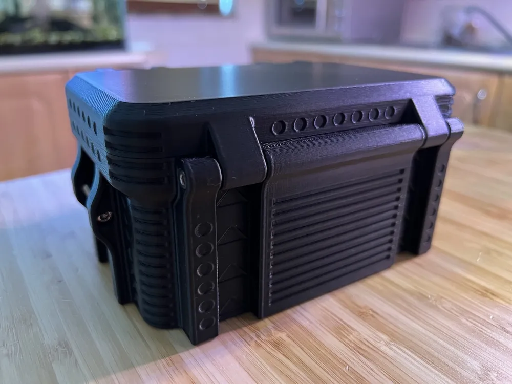 Sci-Fi Box-Lockable by muddymaker MakerWorld: Download Free 3D Models