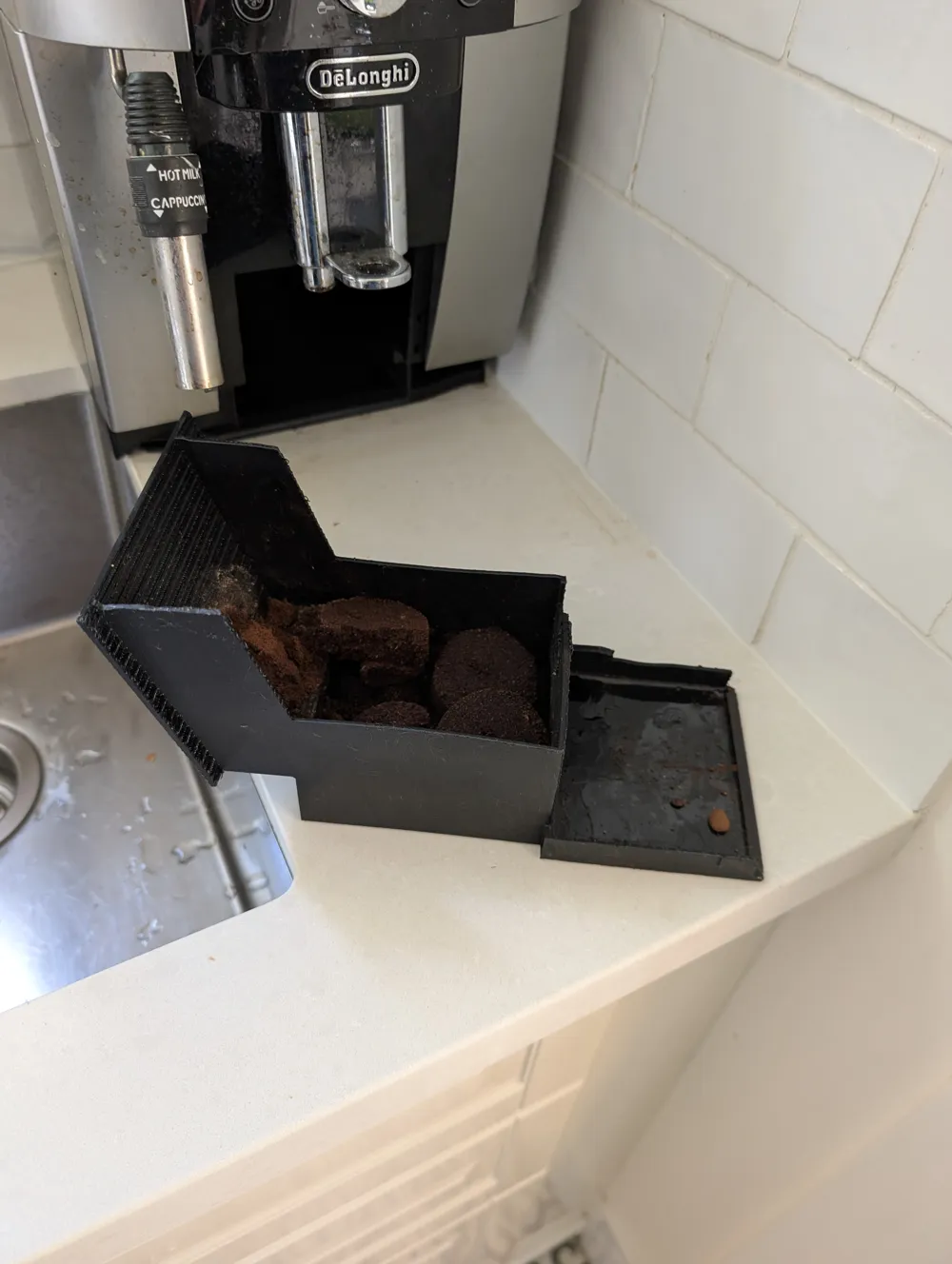 Magnifica Coffee Machine Drip Tray Upgrade by jpg MakerWorld: Download ...