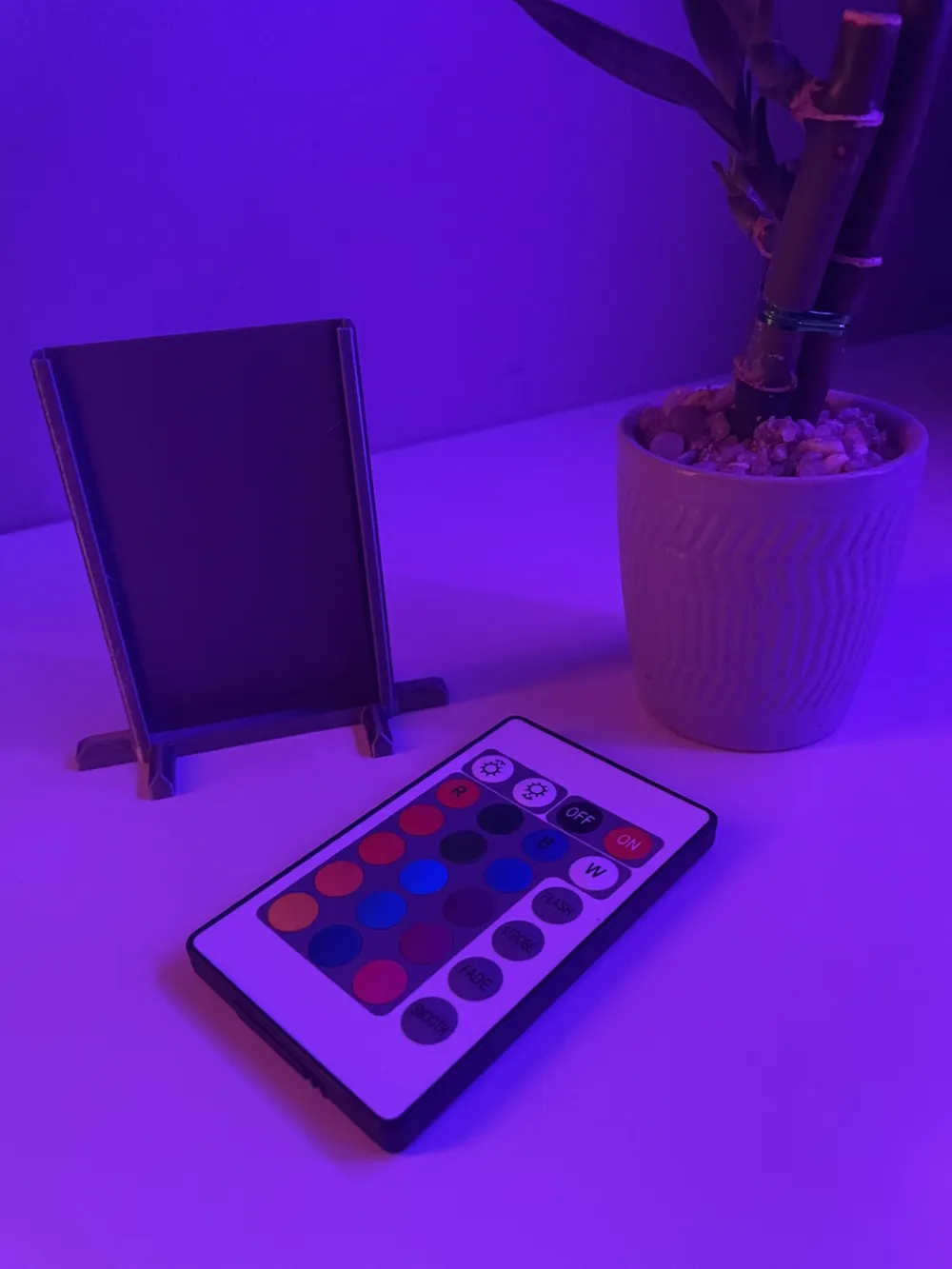 LED Controller Stand by mwiller - MakerWorld