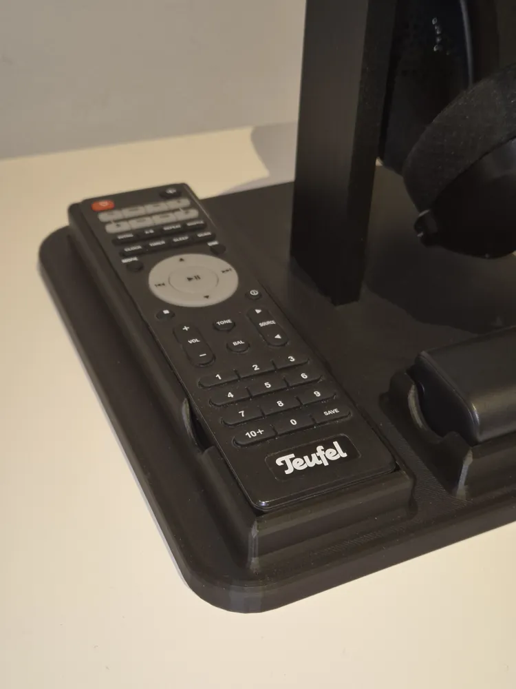 Desk Dock/Tech-Station - Free 3D Print Model - MakerWorld