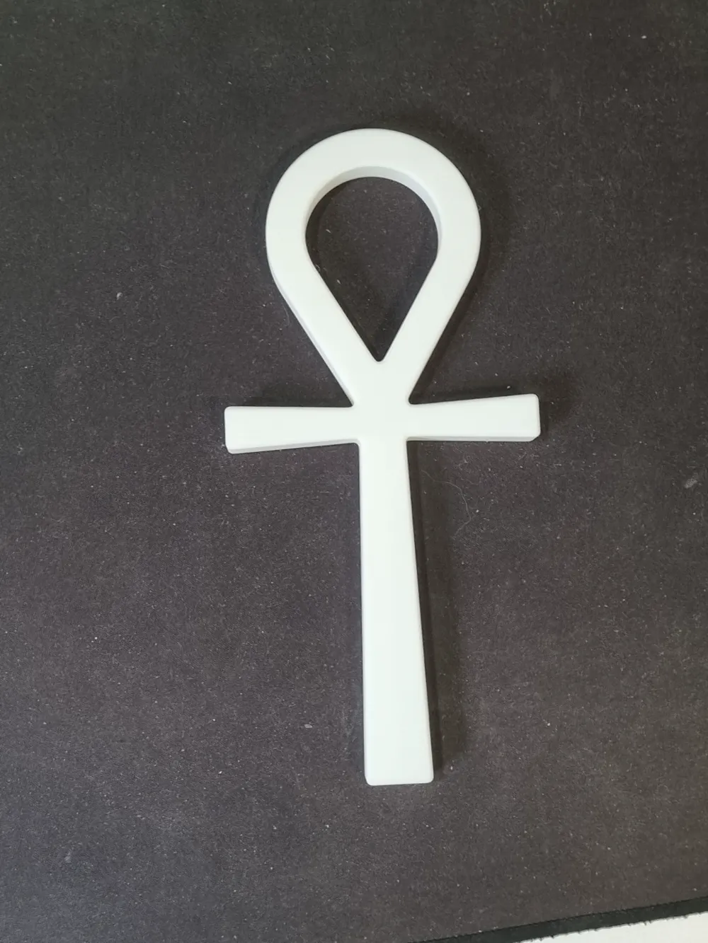 Moon knight Kit - Cresent dart and Ankh - Free 3D Print Model - MakerWorld