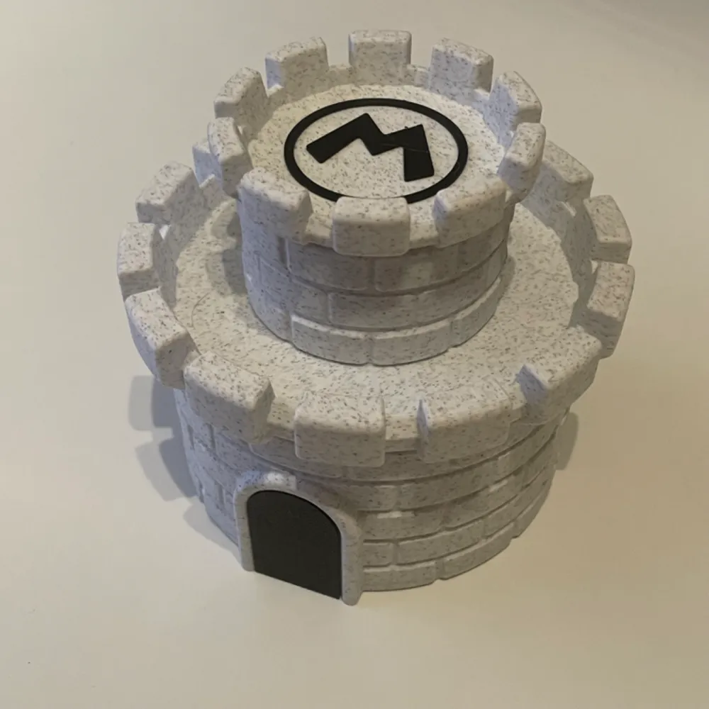 Mario Castle - Hidden Compartments by Jallim - MakerWorld