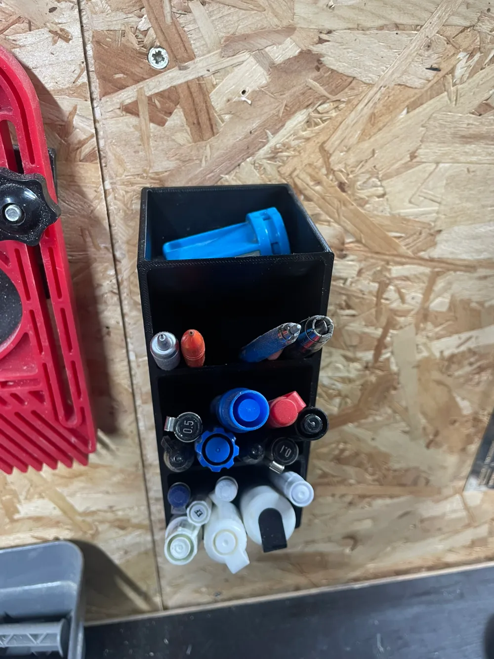 Portalápices de pared por RobVanBobbert - MakerWorld