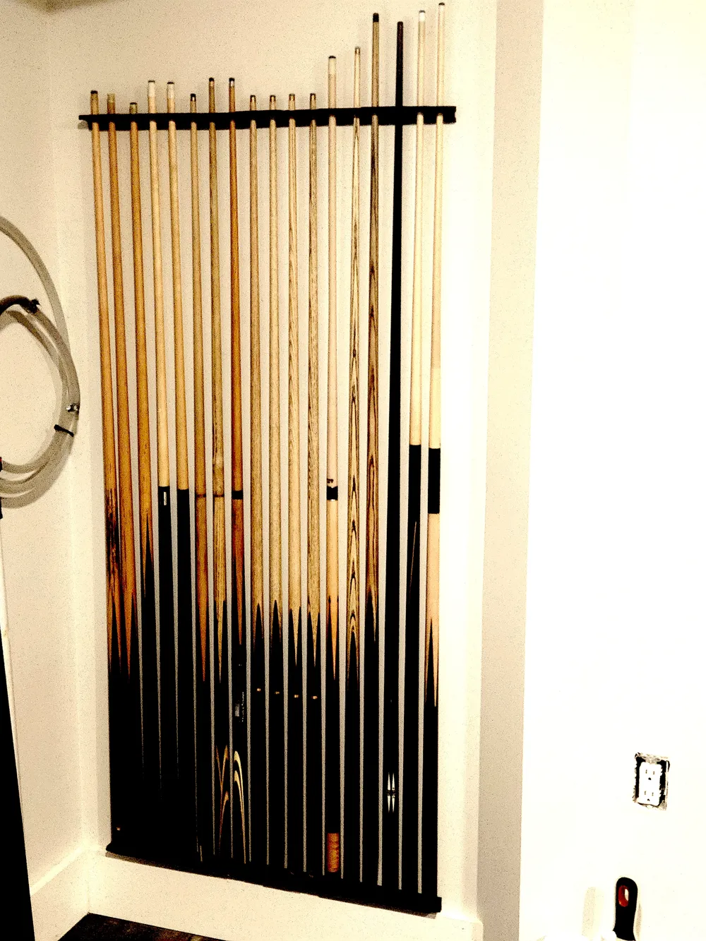 Modular Pool Cue Wall Rack - Free 3D Print Model - MakerWorld