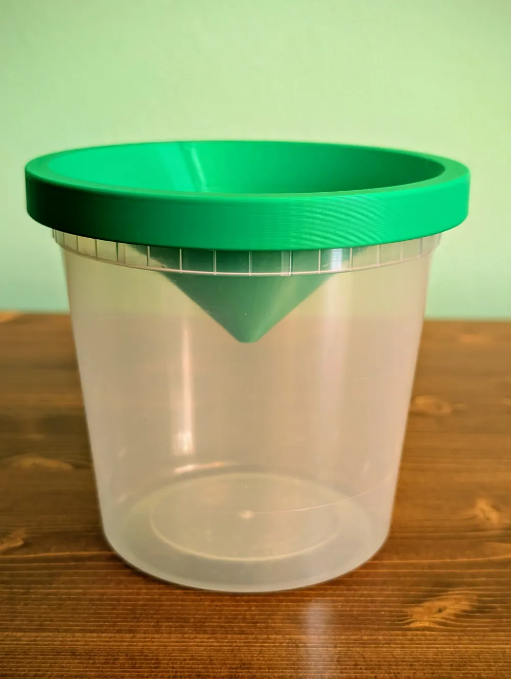 Deli Container Fly Trap by pmoy MakerWorld: Download Free 3D Models