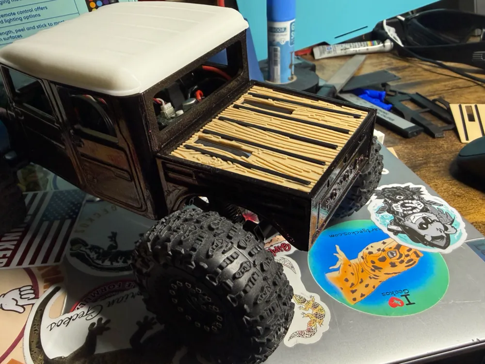 wood grain bed for wt micro fj45 crew body - Free 3D Print Model ...