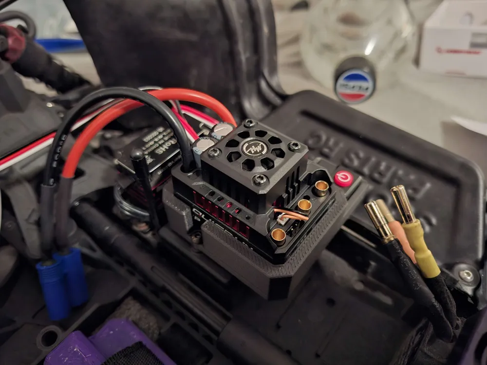 HobbyWing 10BL120 ESC mount Arrma - Free 3D Print Model - MakerWorld