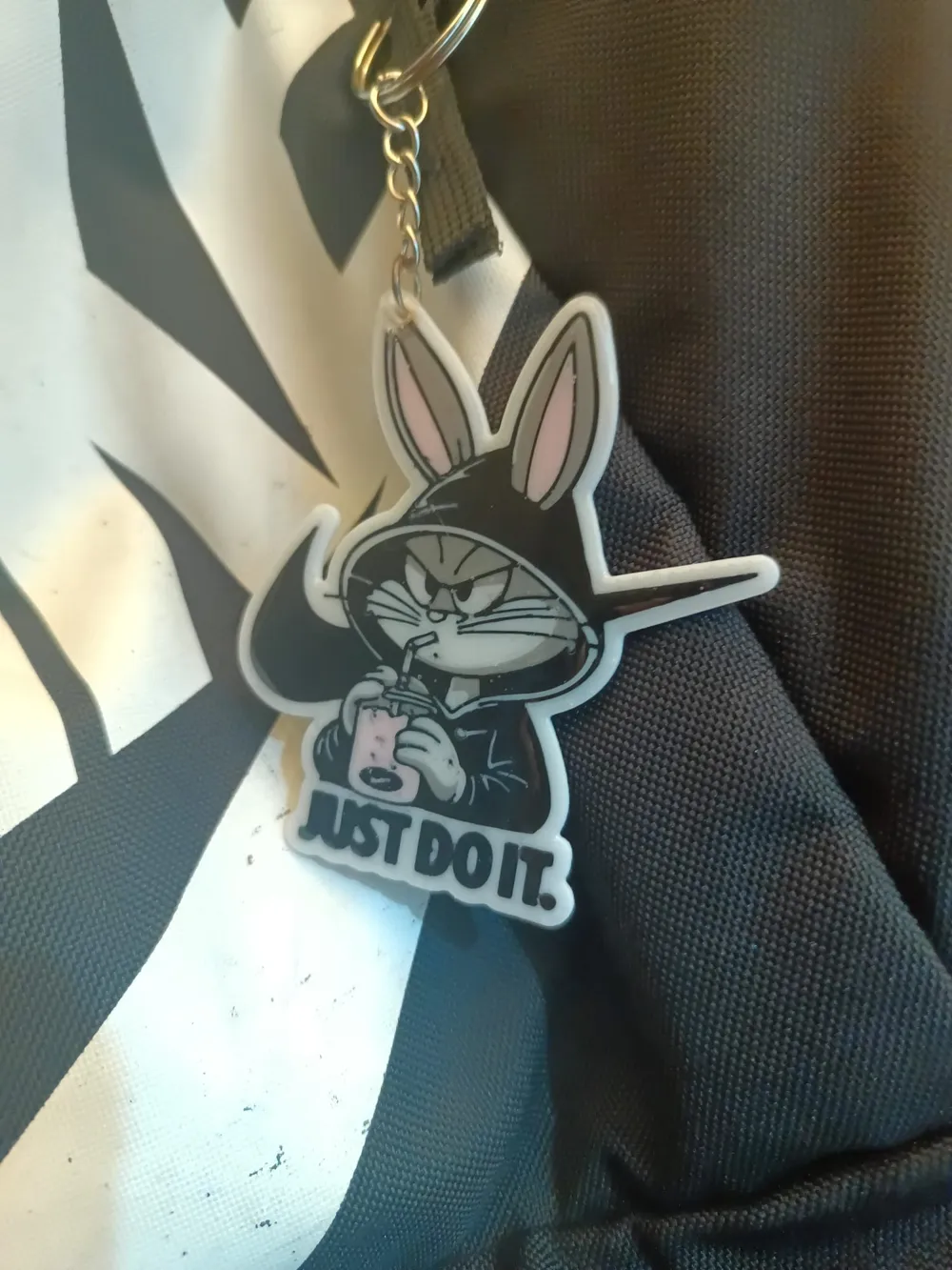 Bugs Bunny & nike - Free 3D Print Model - MakerWorld