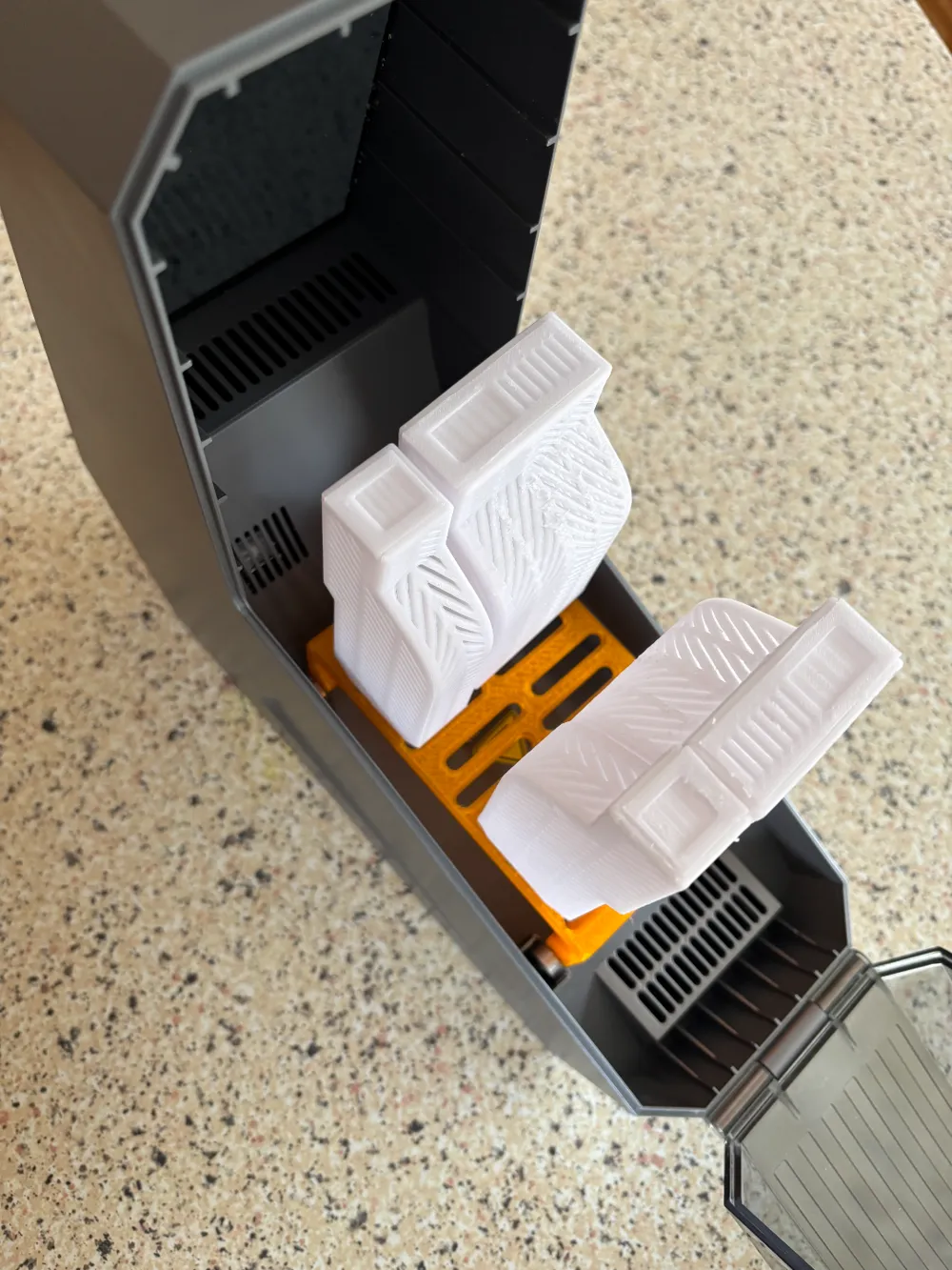 Creality Space Pi, shelf for desiccant AMS pods by cyber5 - MakerWorld