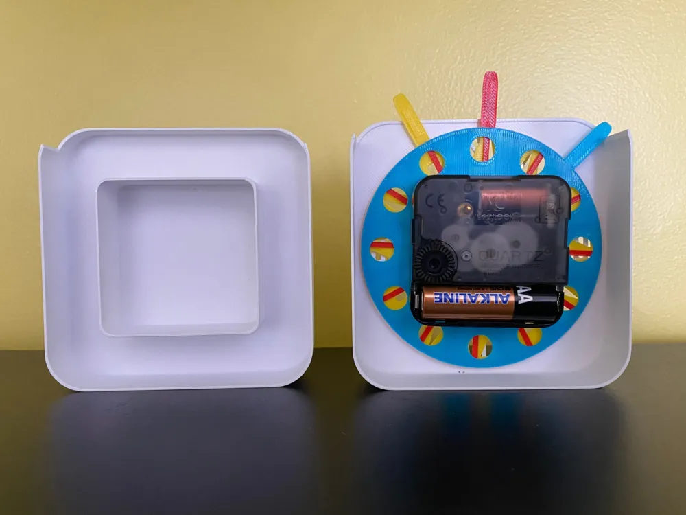 Fidget Art Clock by helloadorable - MakerWorld