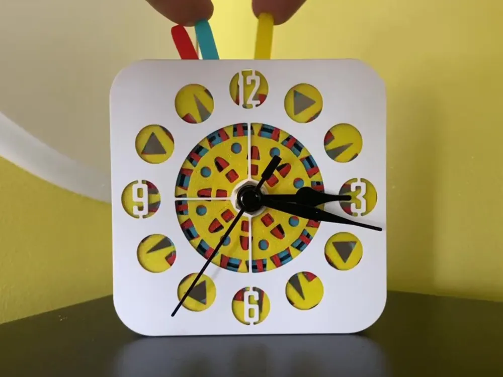 Fidget Art Clock by helloadorable - MakerWorld