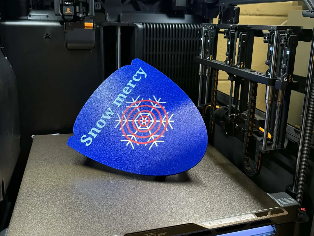 Snow Mercy Shield - Free 3D Print Model - MakerWorld