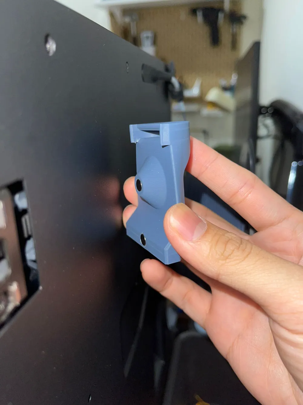 [P1S/X1C] Glass Top Riser (Prop Stand) by xonggg - MakerWorld