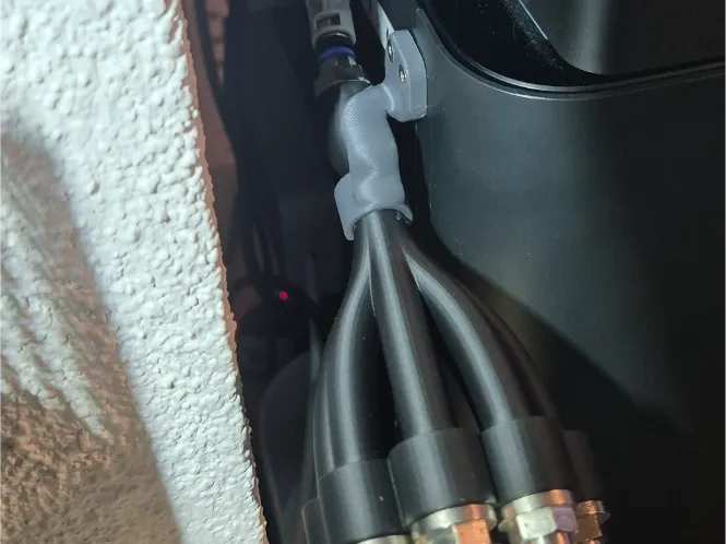 Arm for PTFE Tube connector splitter holder P1S X1 by Wehkinger ...