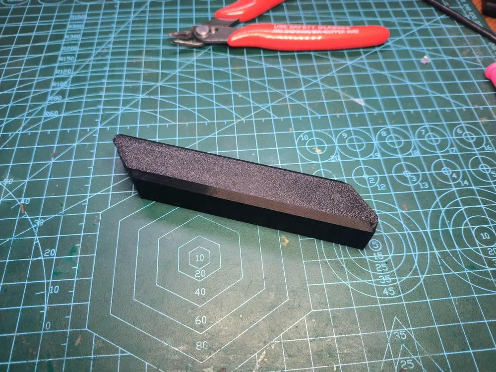 Micro SD Card Sliding cover box by 14 - MakerWorld