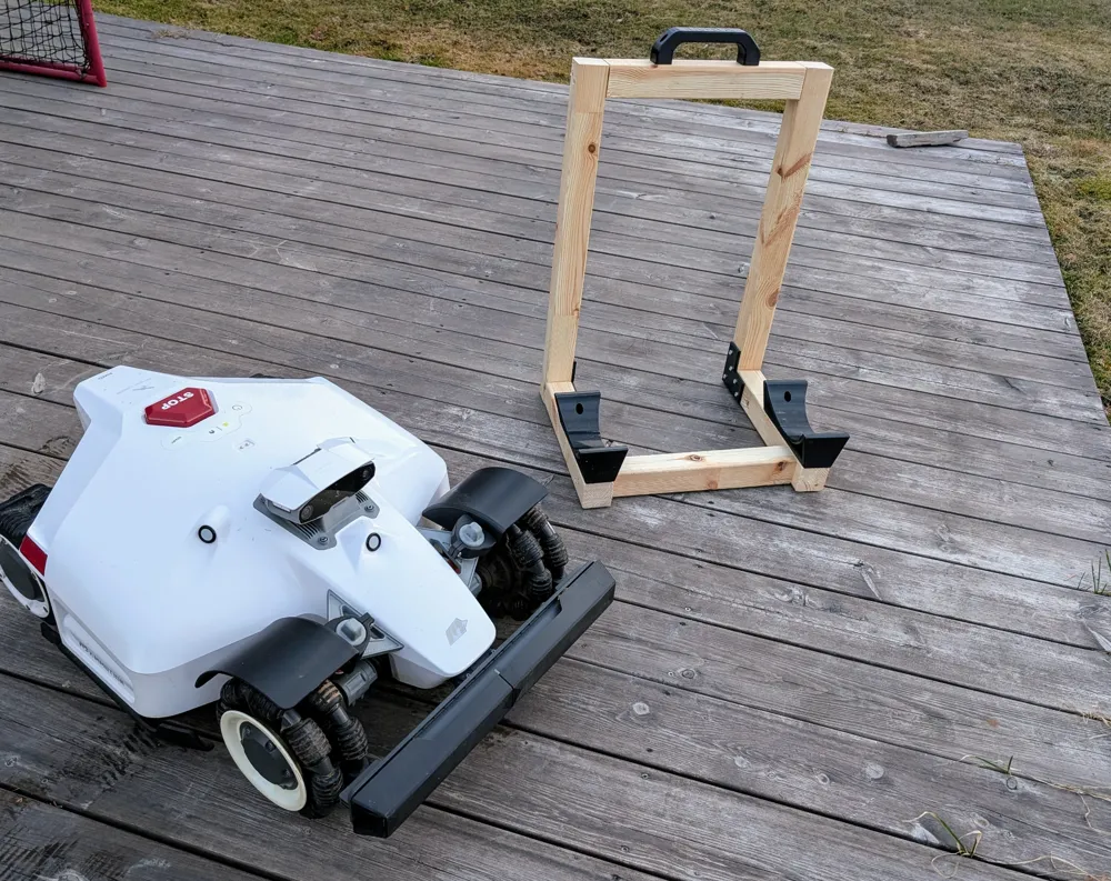 Mammotion Luba Serviceständer – Kostenloses 3D-Druckmodell – MakerWorld