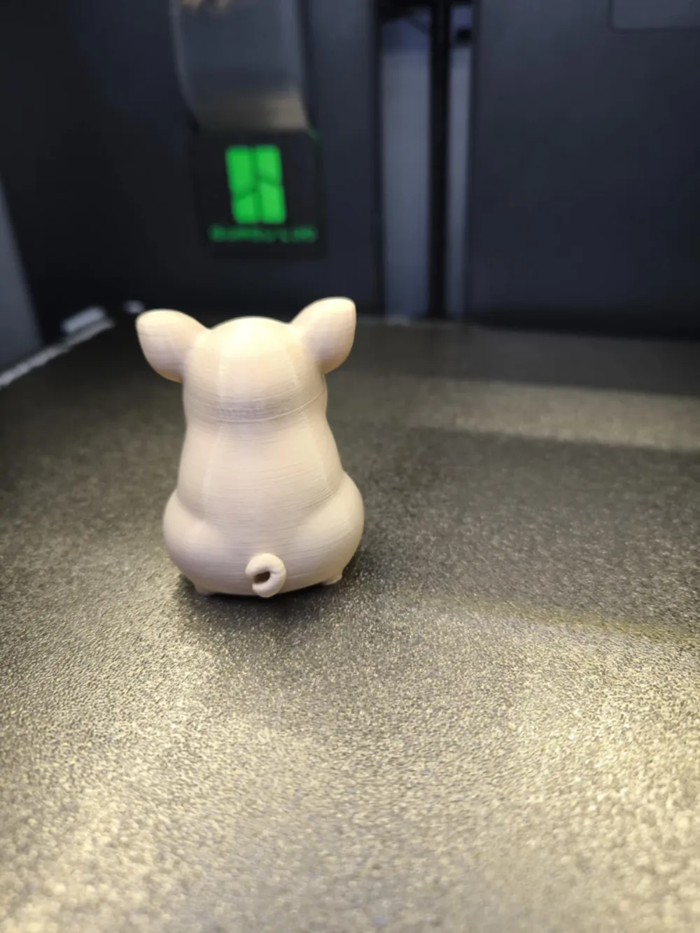 Cute Piglet by Ptak MakerWorld: Download Free 3D Models