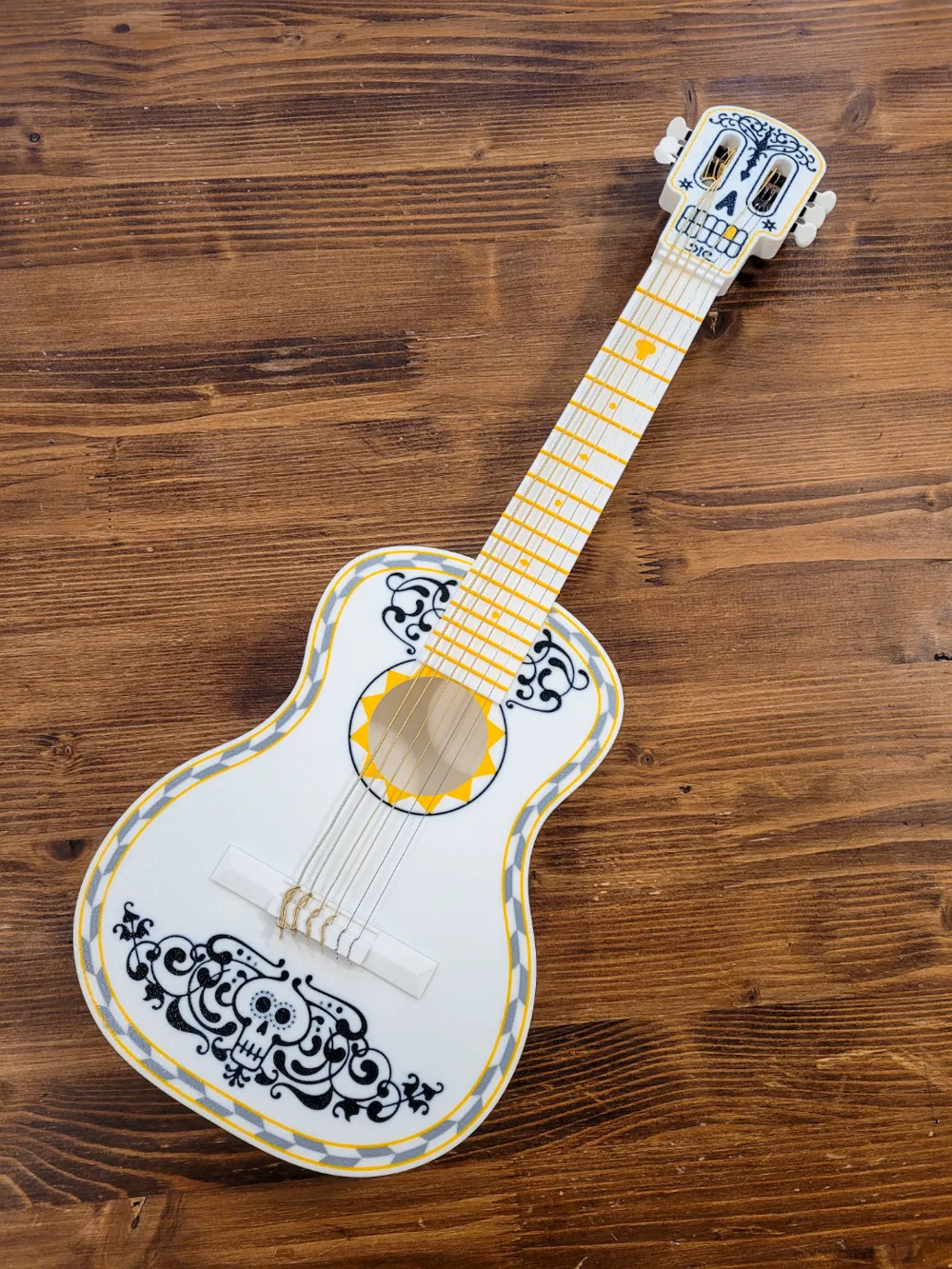 Coco Guitar Disney Pixar - Free 3D Print Model - MakerWorld