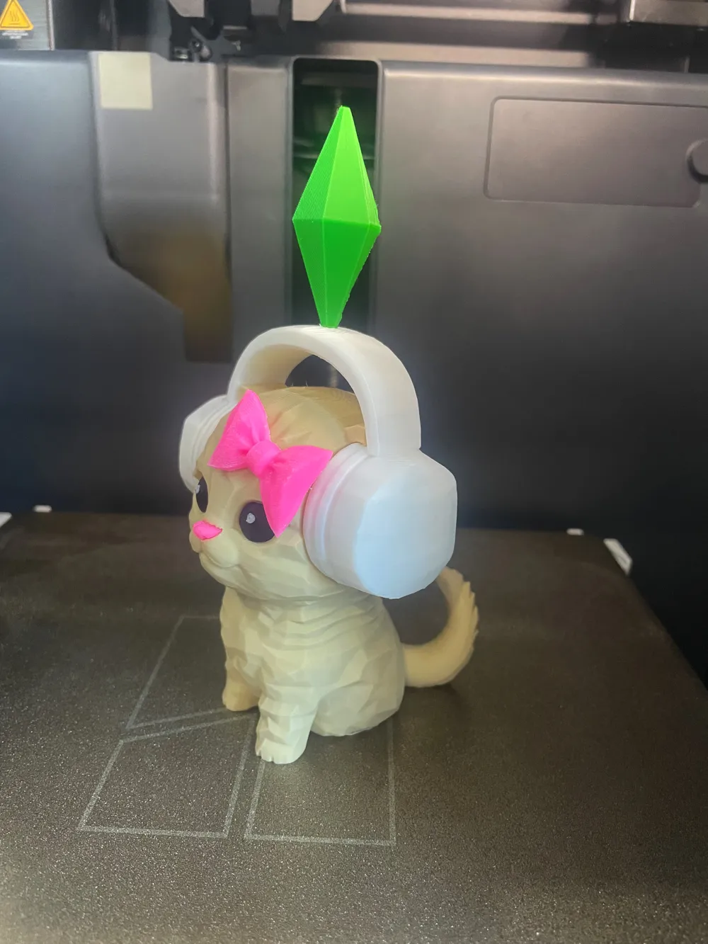 The sims cat dancing in headphones meme - Free 3D Print Model - MakerWorld