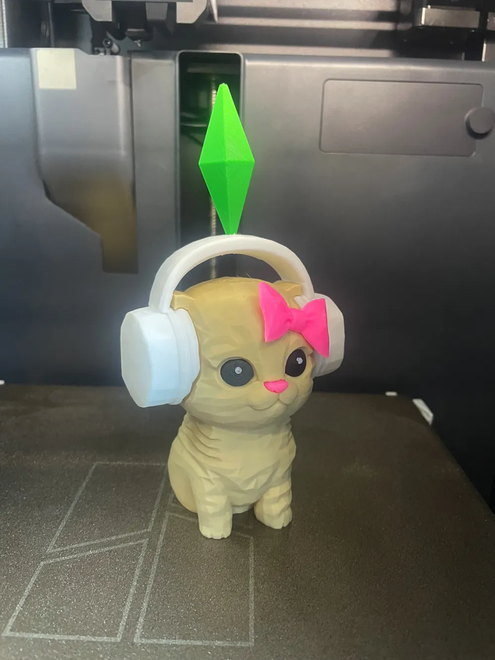 The sims cat dancing in headphones meme - Free 3D Print Model - MakerWorld