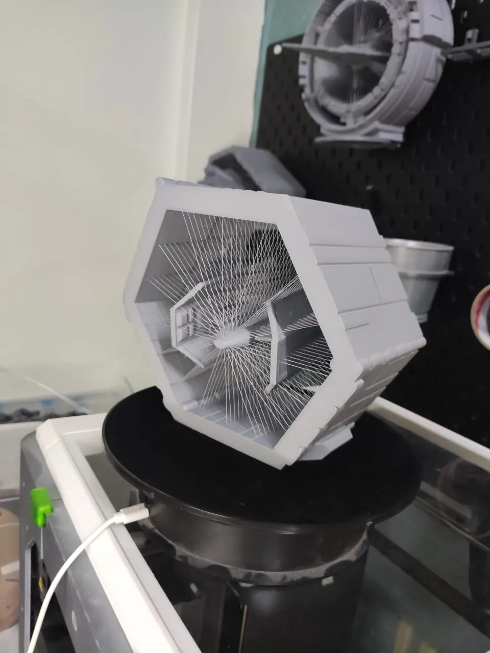 Suspended Tie Advance X1 - Free 3D Print Model - MakerWorld