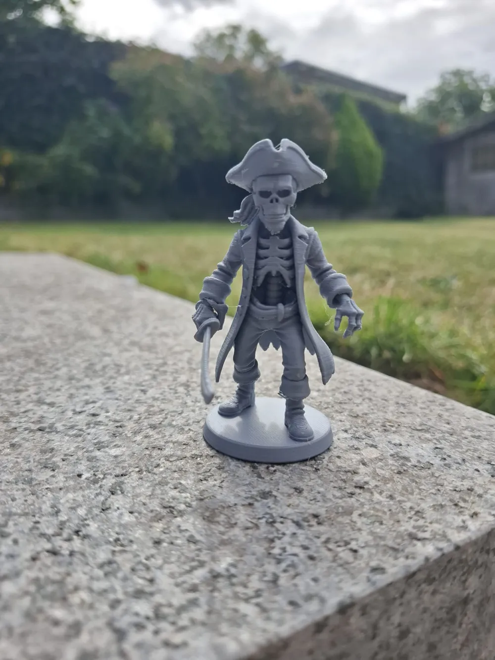 Captain Bonebeard — Undead Pirate Captain by Koffiekoek MakerWorld ...