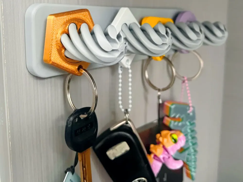 Key Holder by 关灯DIY MakerWorld: Download Free 3D Models