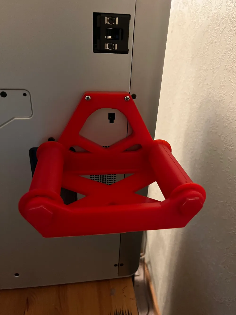 "Better" Bambu Lab X1 / X1C / P1P Spool Holder by spafil - MakerWorld