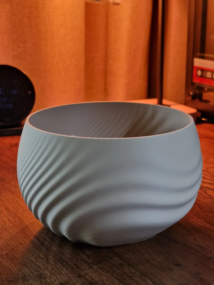 Stillwater Planters x4 with Self-Watering Inserts - Free 3D Print Model ...
