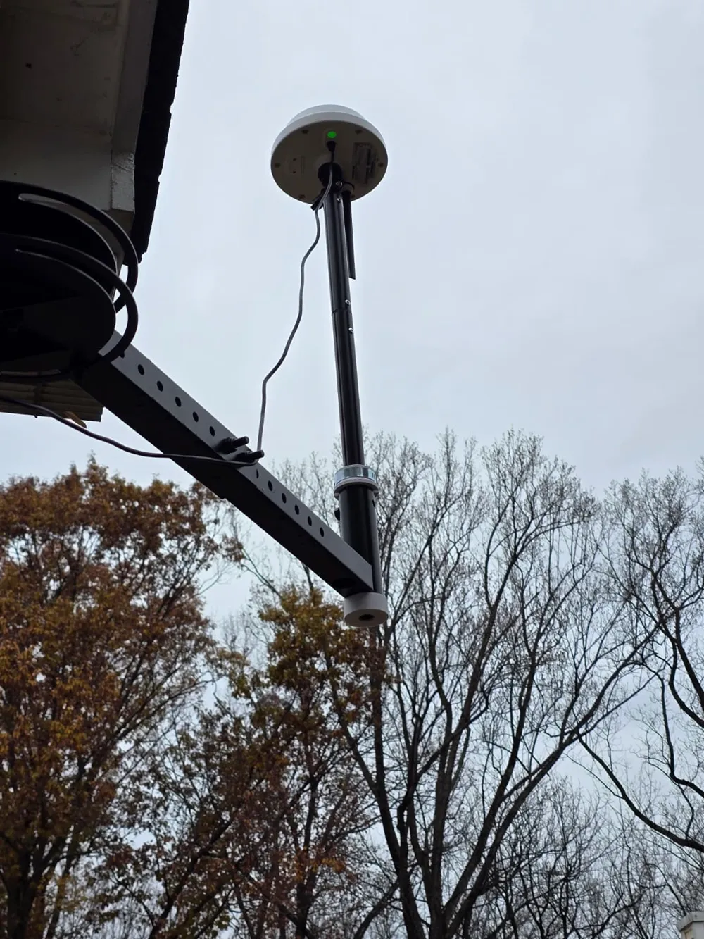 Mammotion Luba Mini RTK Pole Adaptor - Free 3D Print Model - MakerWorld