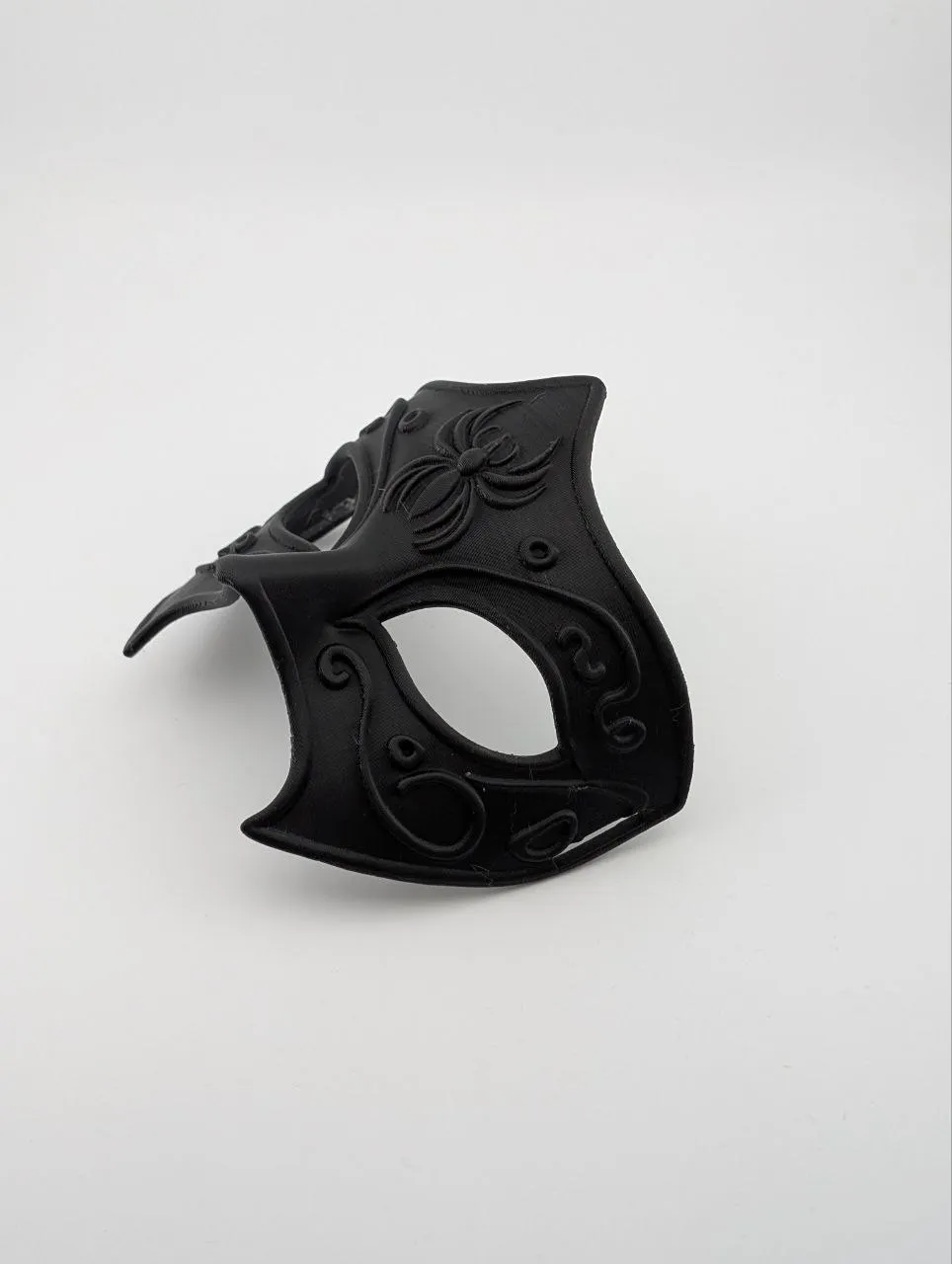 Spider Eye Masquerade Mask – super easy-to-Print by 3DBayern MakerWorld ...