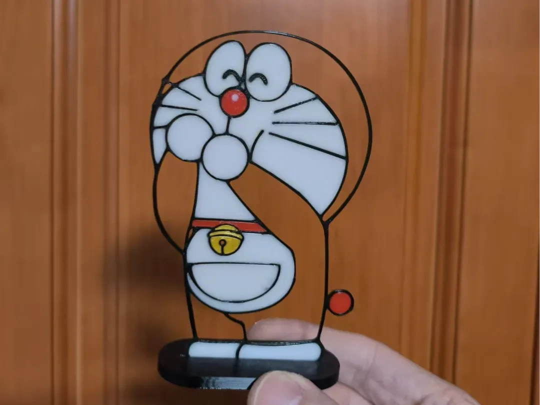 Doraemon four-color line drawing (including base) by 山东达文西 MakerWorld ...