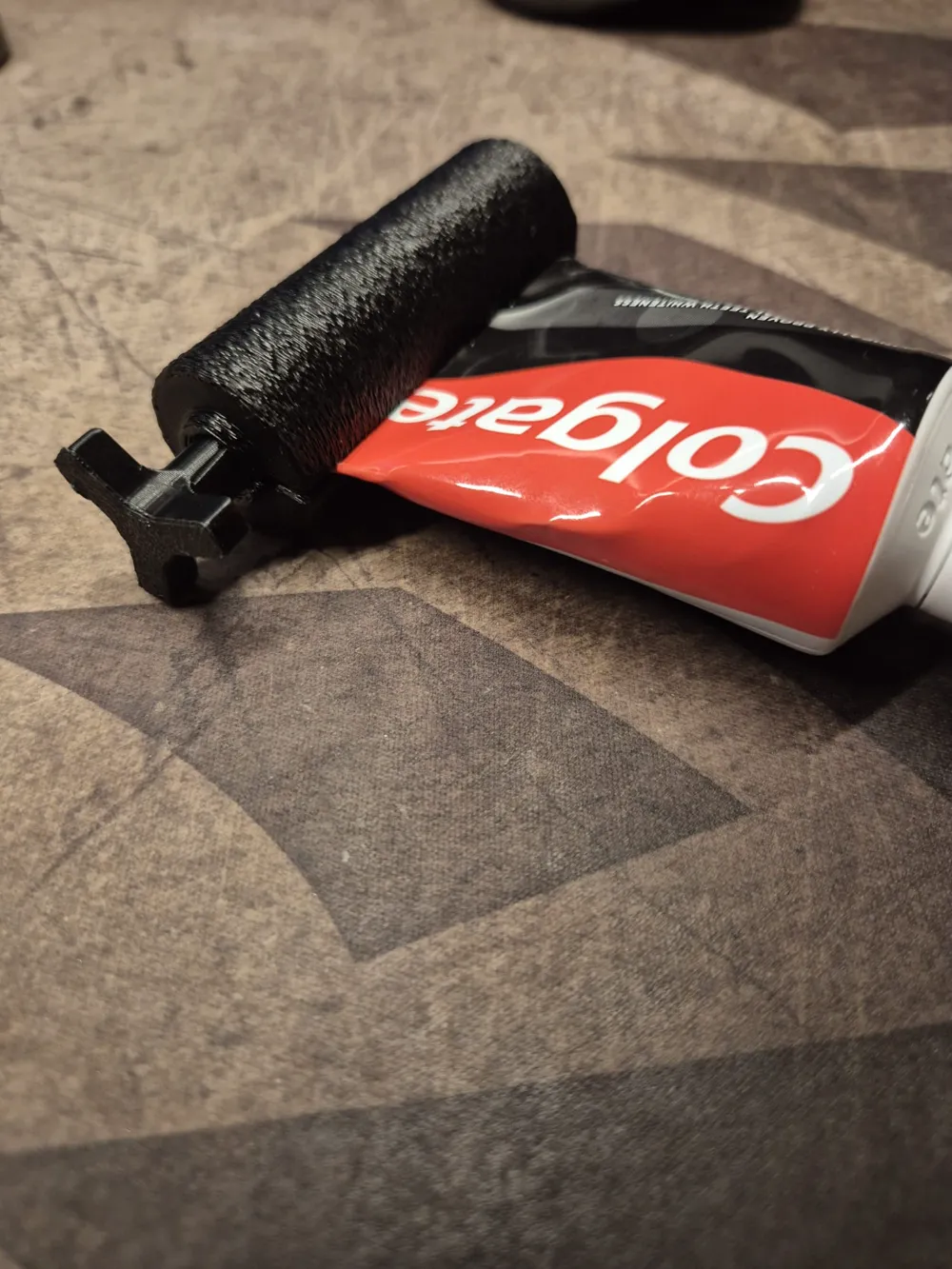 Tube roller squeezer by R4diat0r MakerWorld: Download Free 3D Models