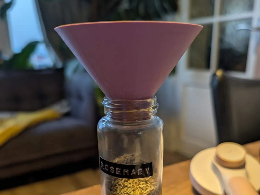 Spice funnel for IKEA GULDFISK/CITRONHAJ - Free 3D Print Model - MakerWorld