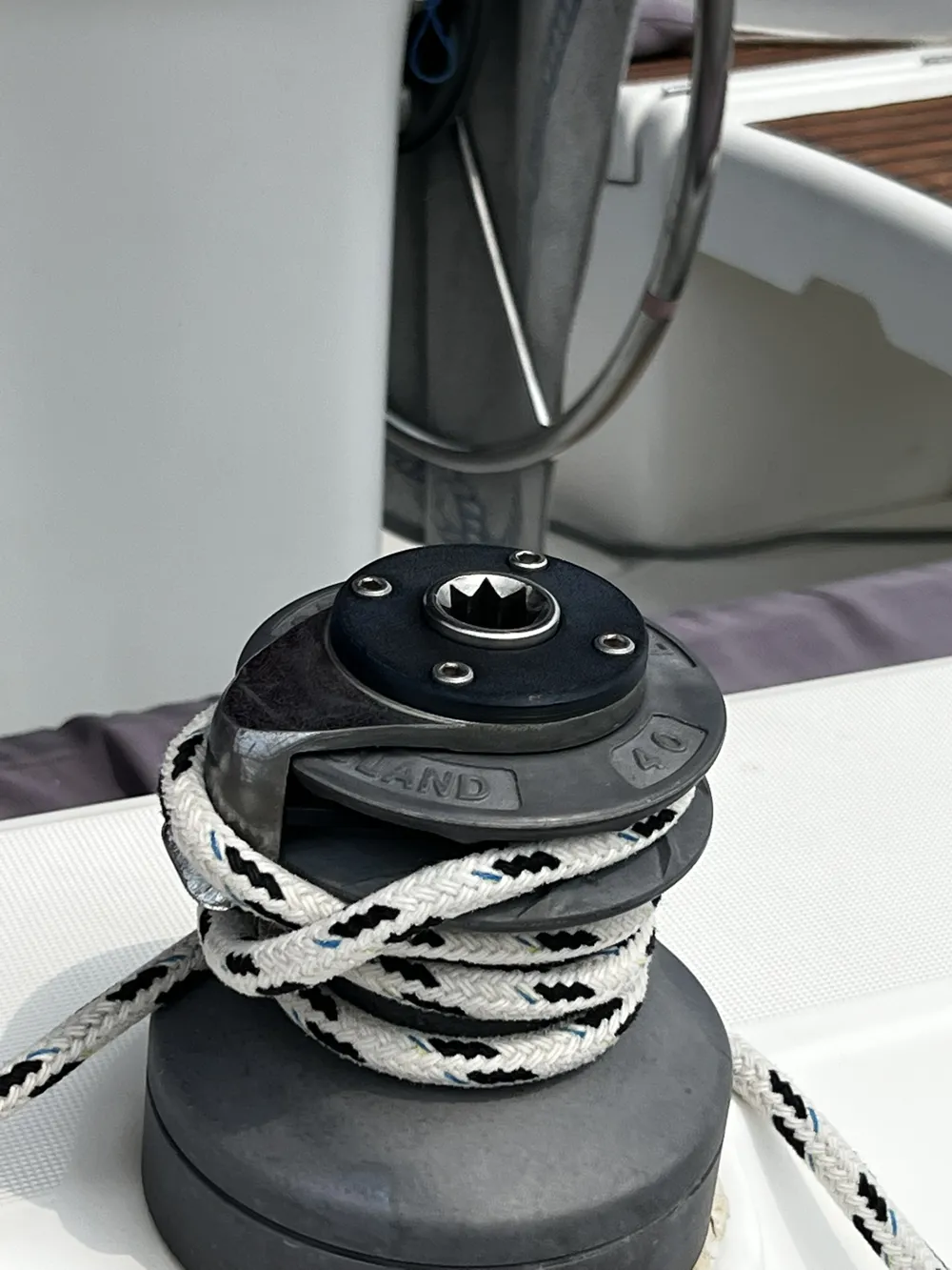 Cap for Lewmar 40 winch - Free 3D Print Model - MakerWorld