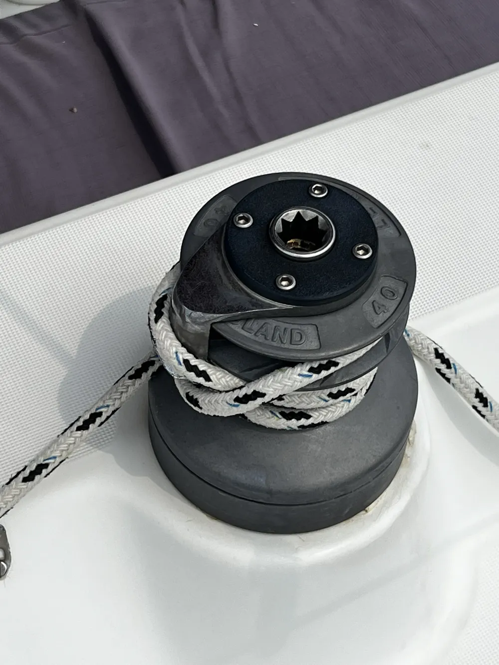 Cap for Lewmar 40 winch - Free 3D Print Model - MakerWorld