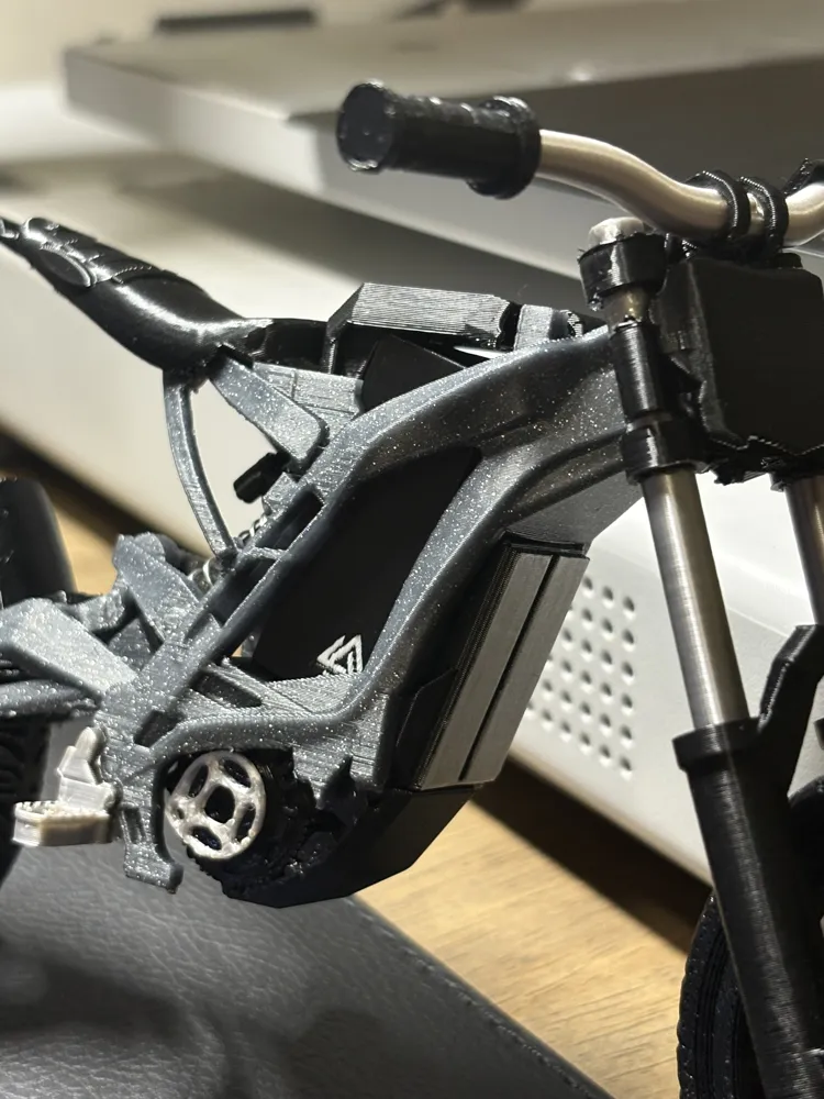 Tapa de batería extendida (para Mini Surron) - Modelo de impresión 3D ...