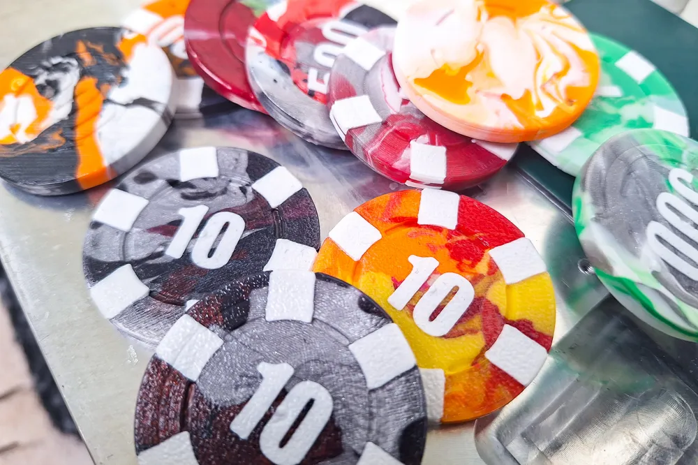 Poker Chip Mold from Poop-One mold for all values - Free 3D Print Model ...