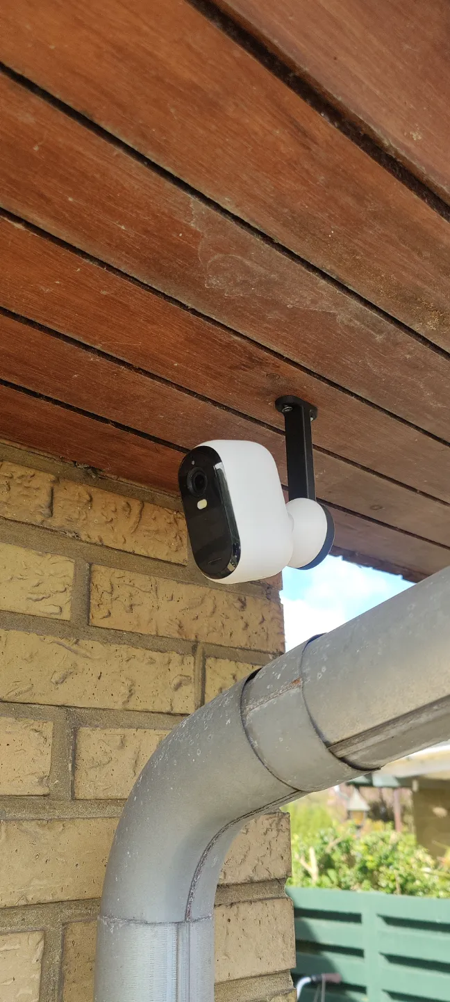 Mount for arlo essential outdoor camera by snake045 - MakerWorld