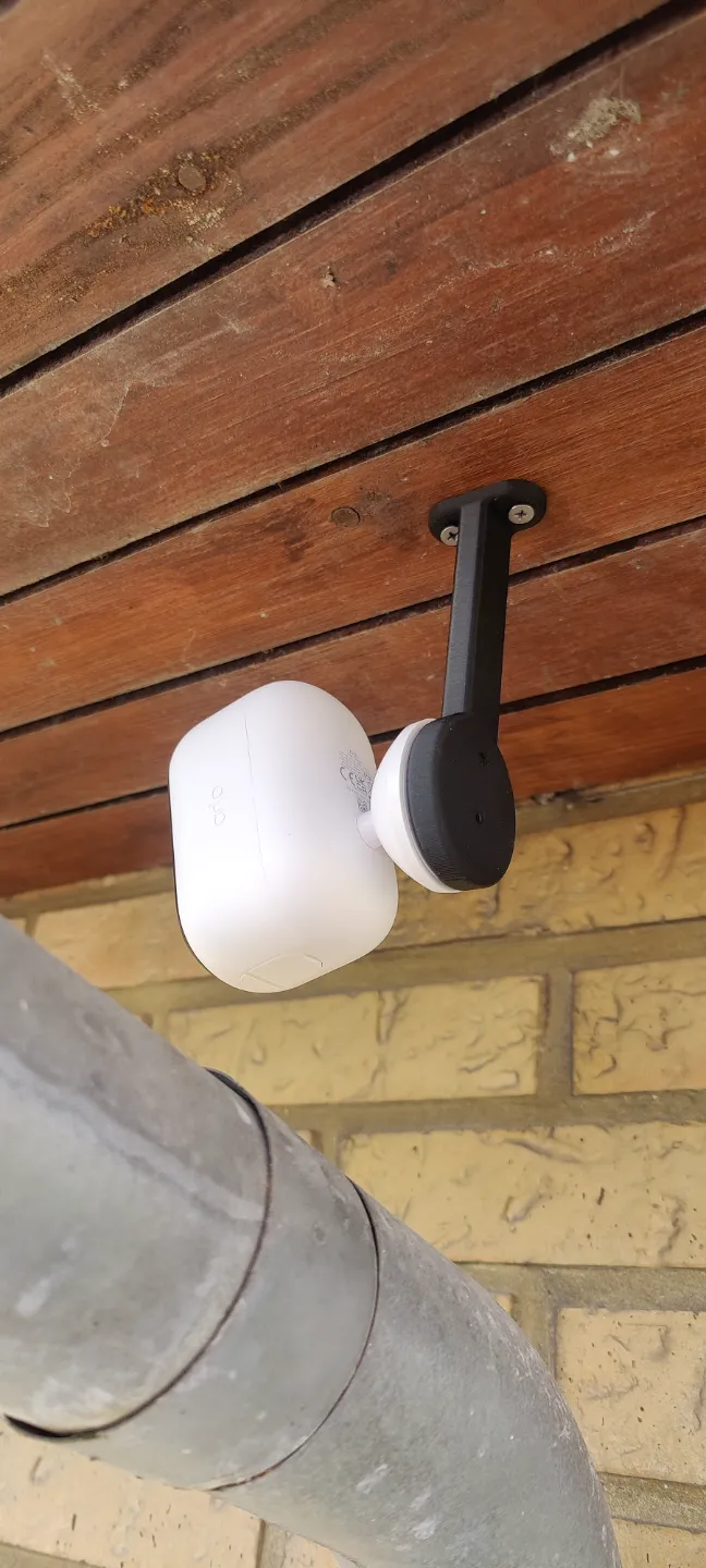 Mount for arlo essential outdoor camera by snake045 - MakerWorld