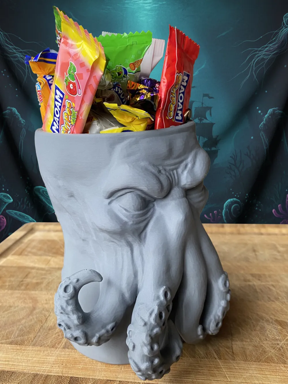 Cthulhu Cosmic Candy & Pen Holder - Free 3D Print Model - MakerWorld