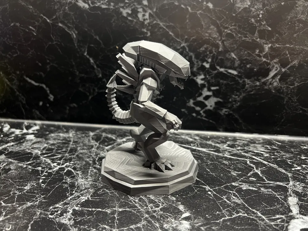 Alien Xenomorph - Free 3D Print Model - MakerWorld