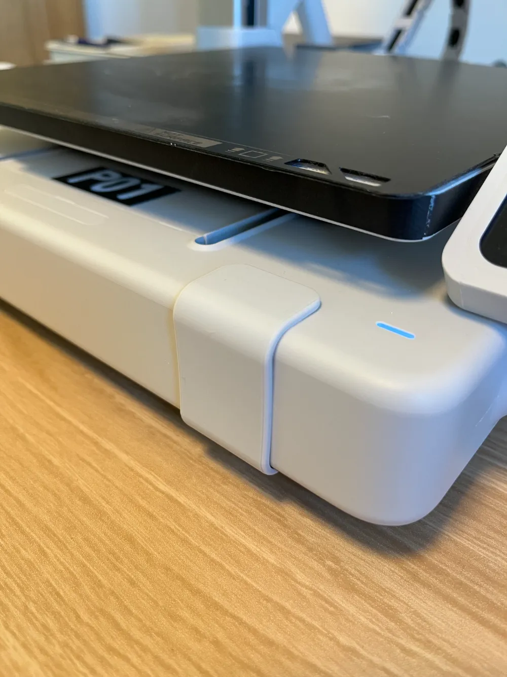 A1 SD Card Slot Cover by Arzhang Lotfi - MakerWorld