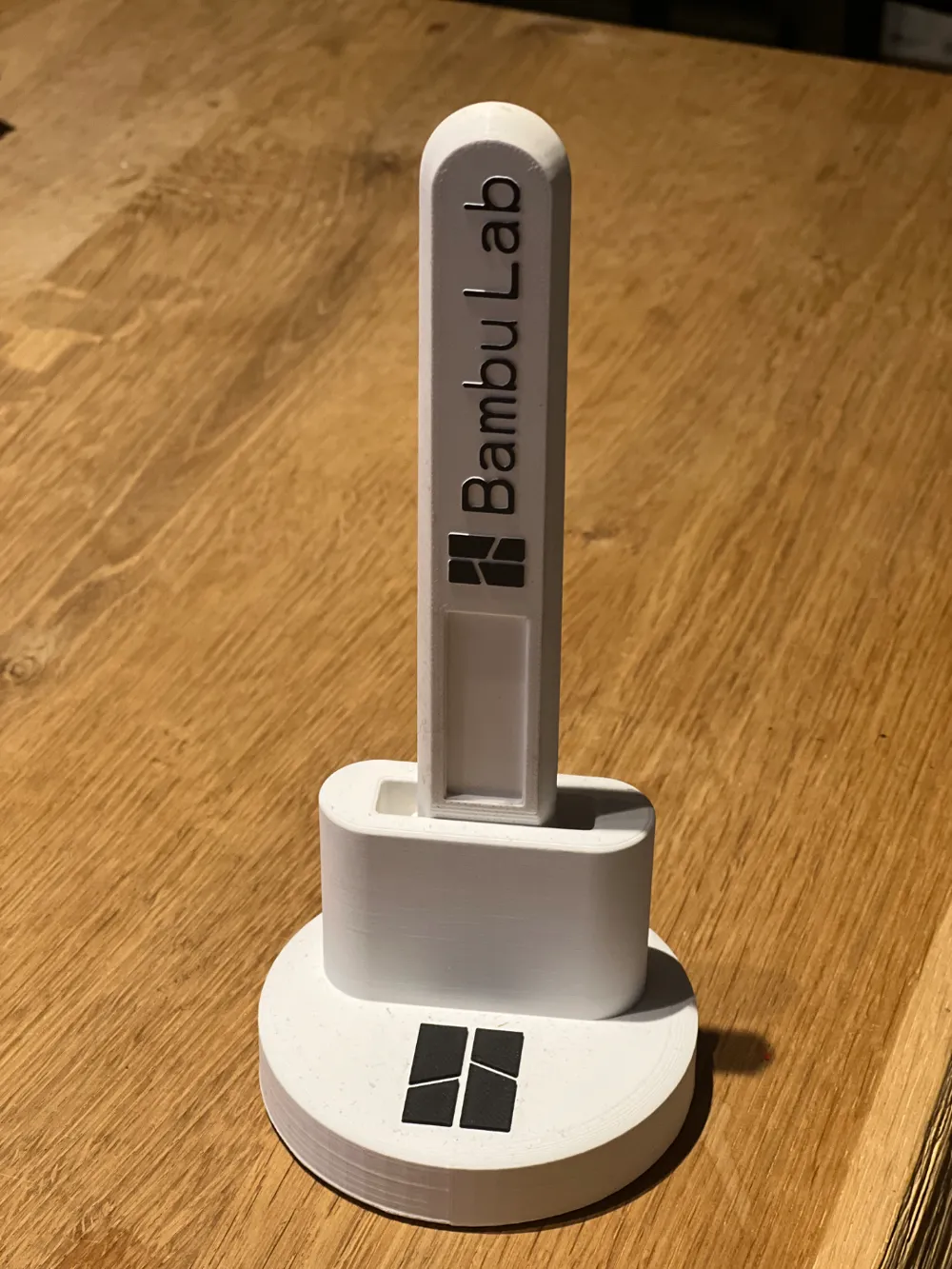 Desktop stand for Bambu Lab original scraper by Dutchapple4life ...