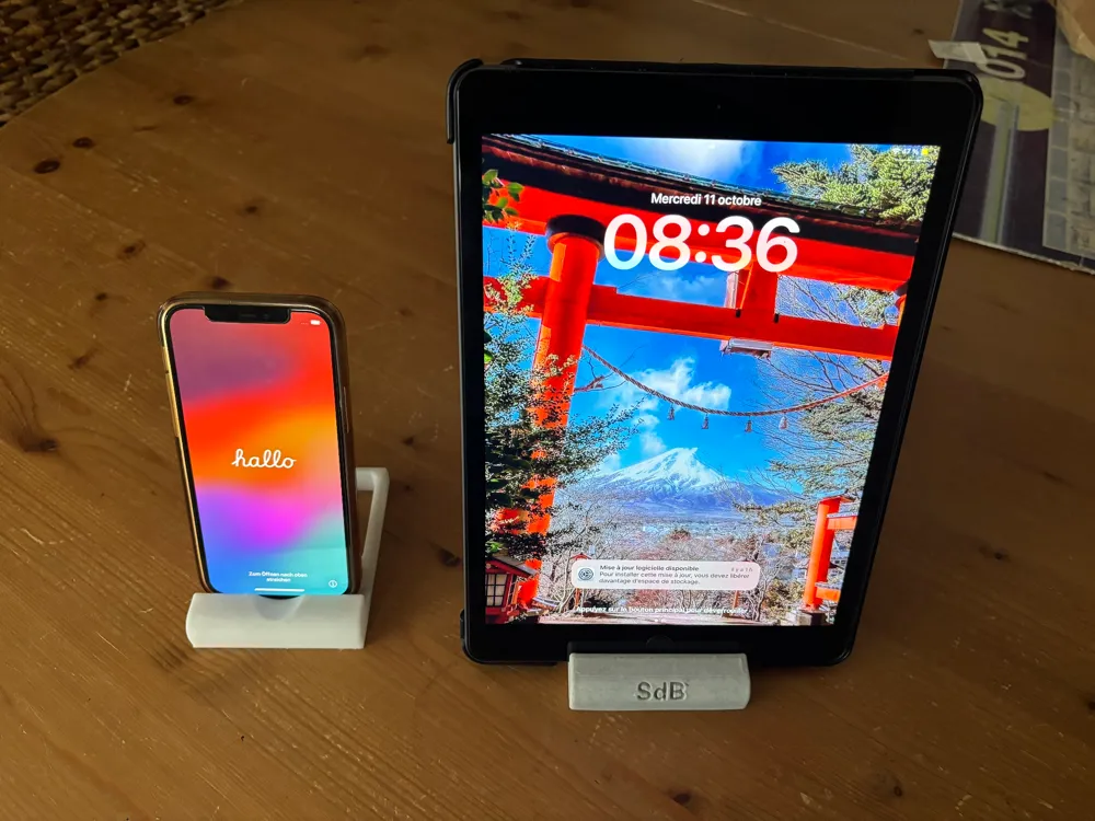 Stand for phone and tablet (with or without case) by Fred_Eric - MakerWorld