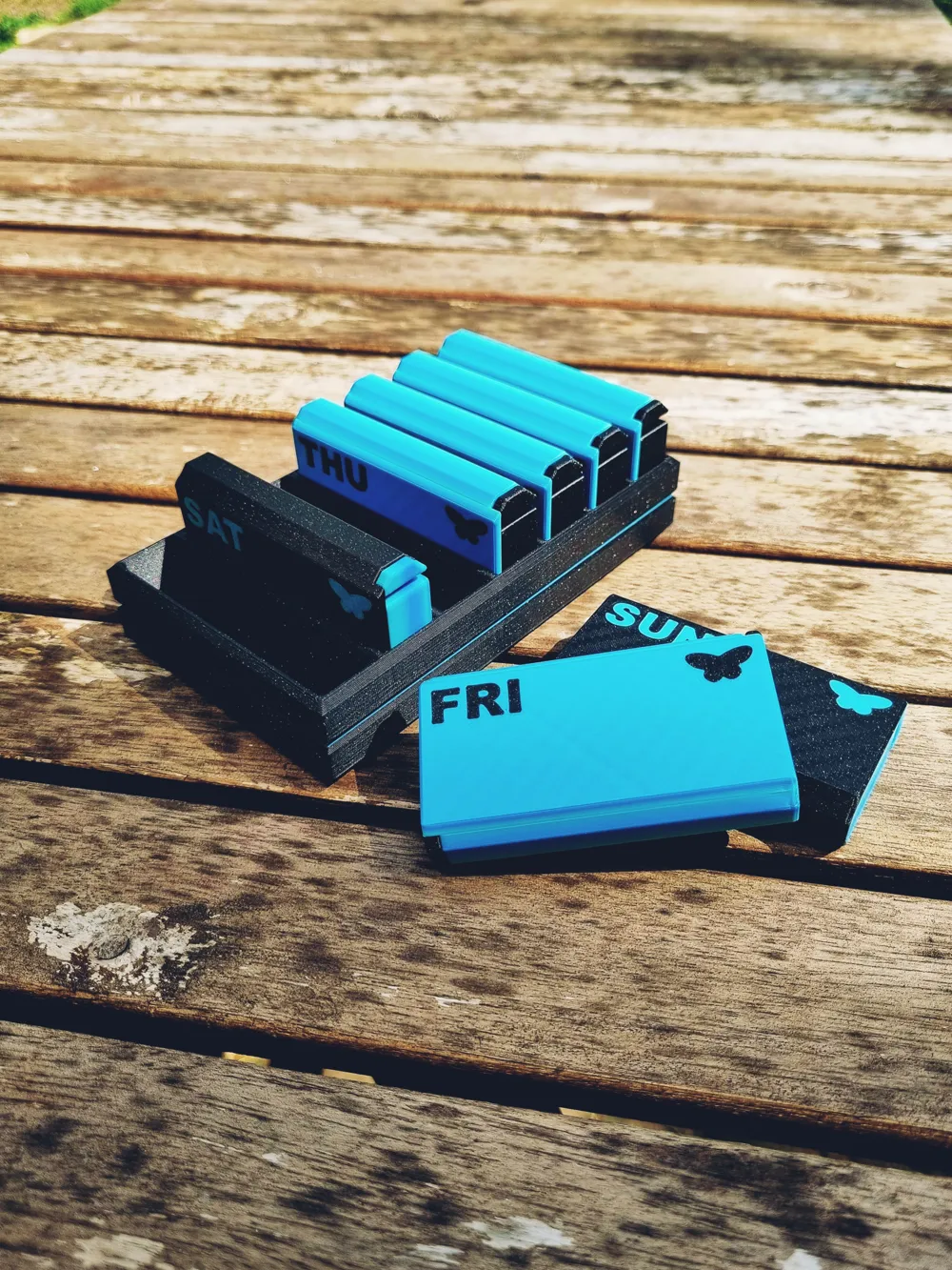 Weekly Medicine Organizer by Custom Kas MakerWorld: Download Free 3D Models