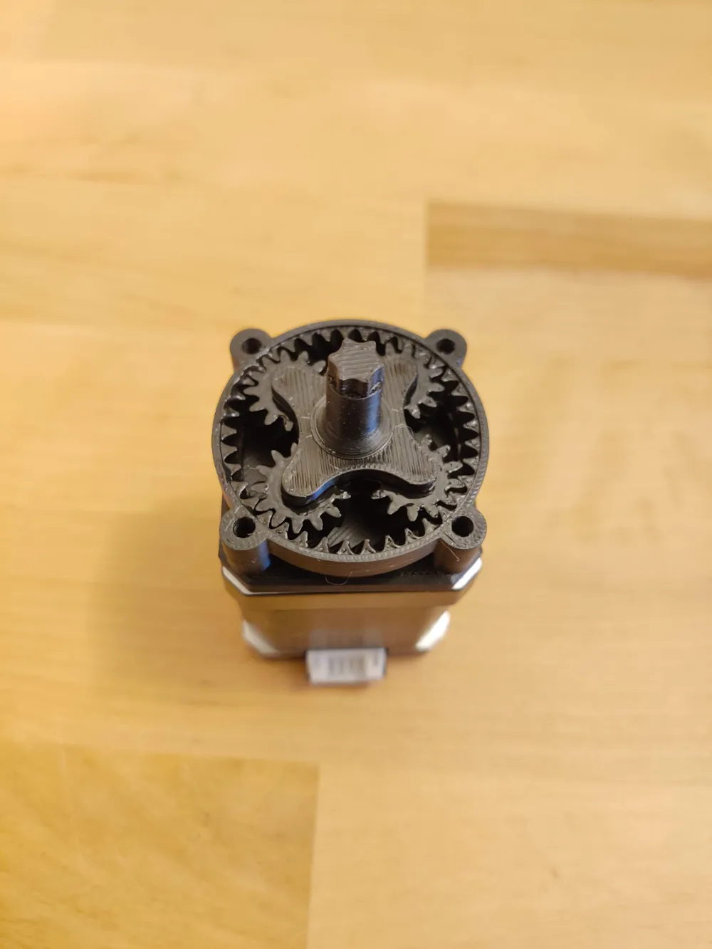 Slim planetary gearbox for Nema 17 - Free 3D Print Model - MakerWorld