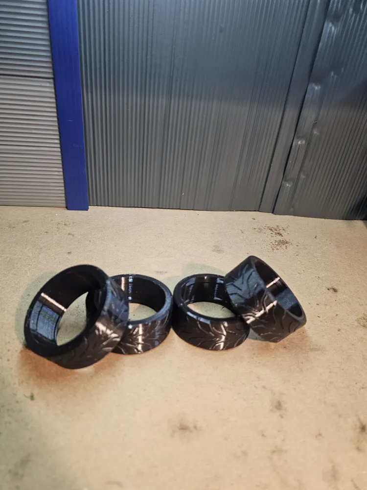 TPU 1:10 RC Tyre (R888 Tread Pattern) - Free 3D Print Model - MakerWorld